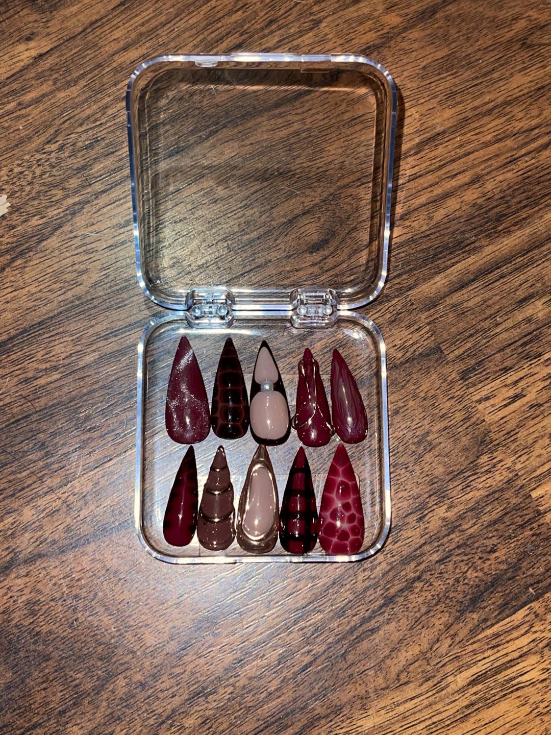 Red Fall Press Ons - Etsy
