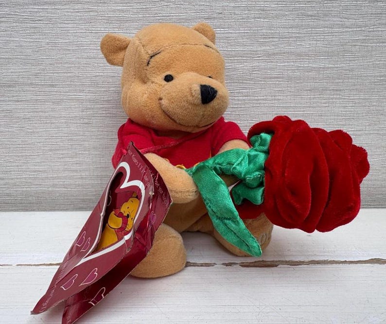 Winnie the Pooh Disney Collectable Vintage Soft Toys / Beanies 1990s ...