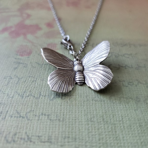 Flapping Wings - Etsy
