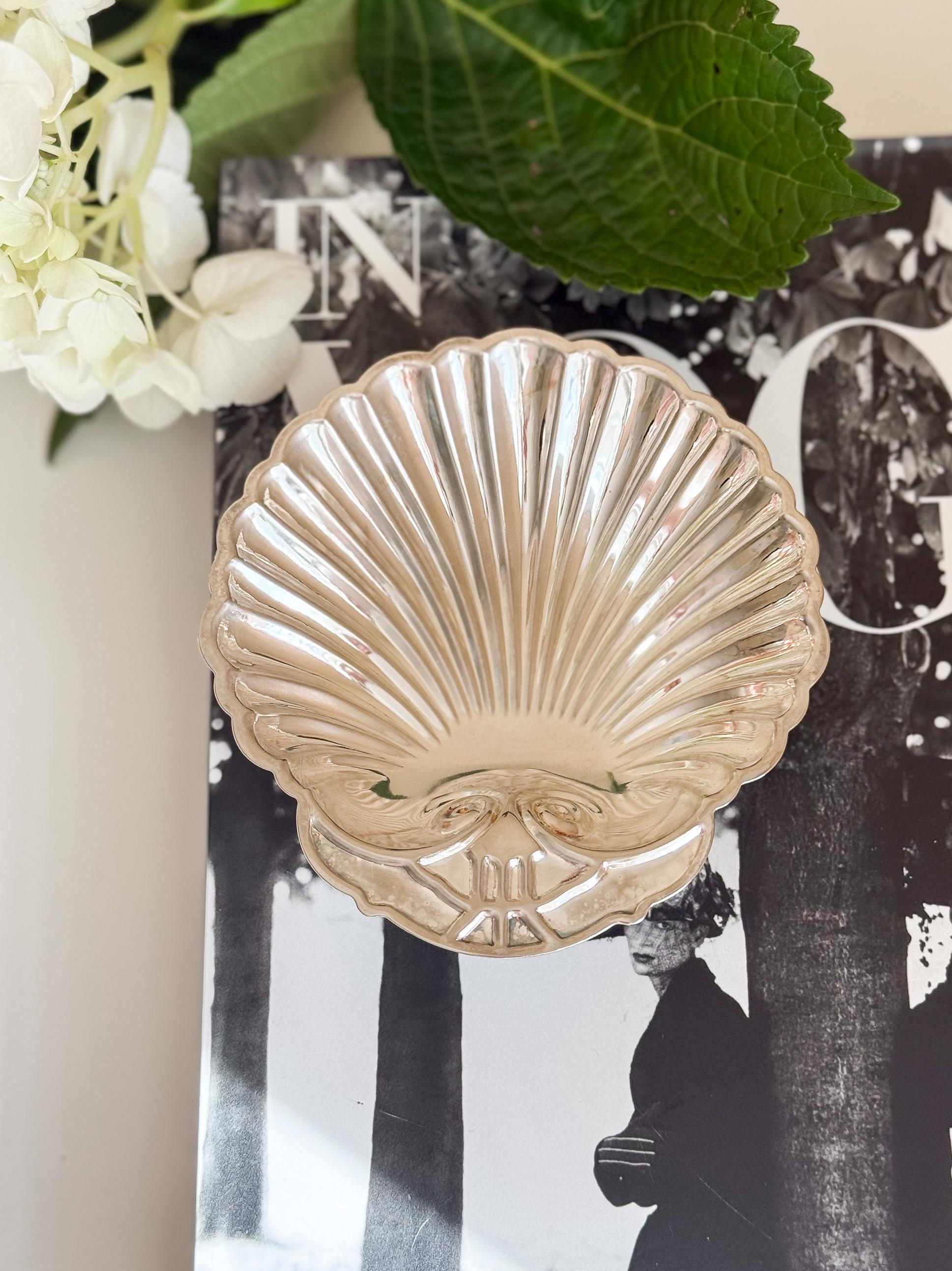 Vintage Metal Clam Shell Dish – Coastal Wabi-sabi Decor - Etsy