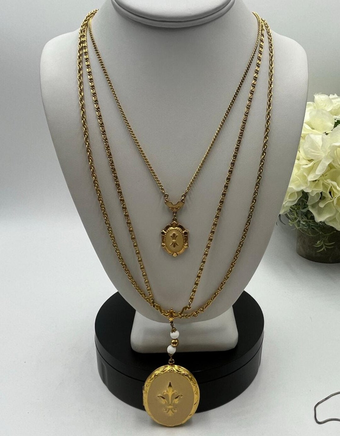 ART Arthur Pepper Vintage Signed Triple Strand Gold Tone Locket ...