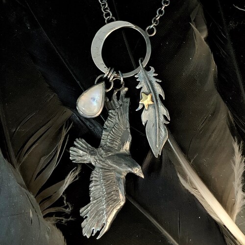 Hand Carved Crow Pendant Raven Necklace Wooden Raven - Etsy