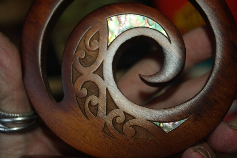 New Zealand Maori Spiral Koru Symbol Design Wood Carving With Abalone ...