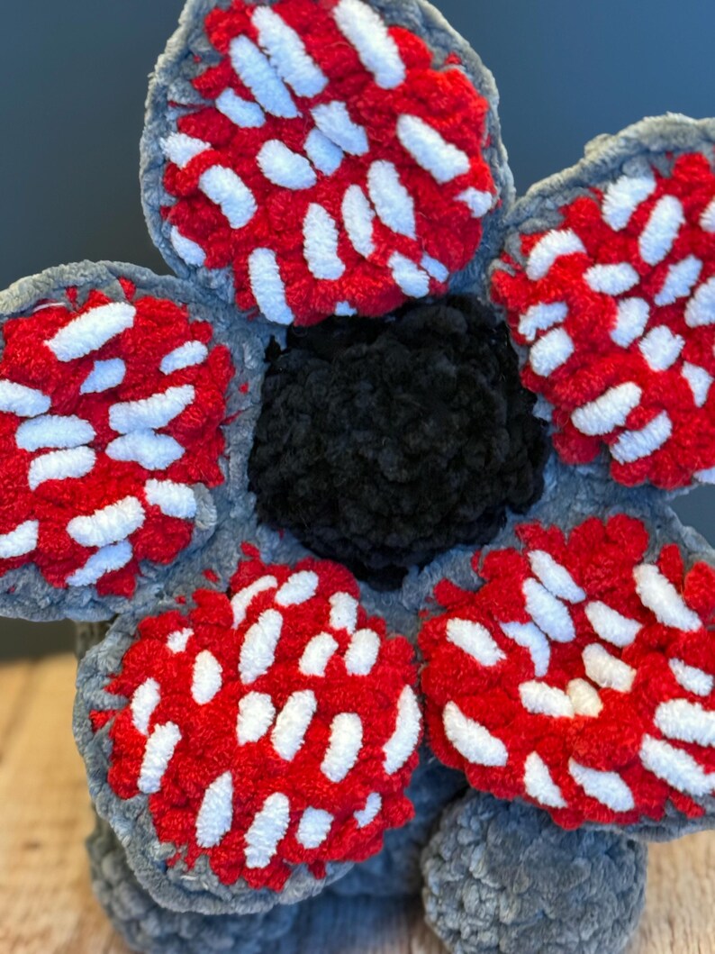 Demogorgon Crochet Pattern PDF | Low-sew Demodog Plushie | US Terms ...