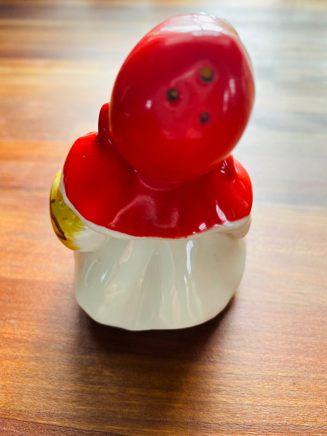 Hull Red Riding Hood Shaker. Three Hole Cork Stopper 135889 - Etsy