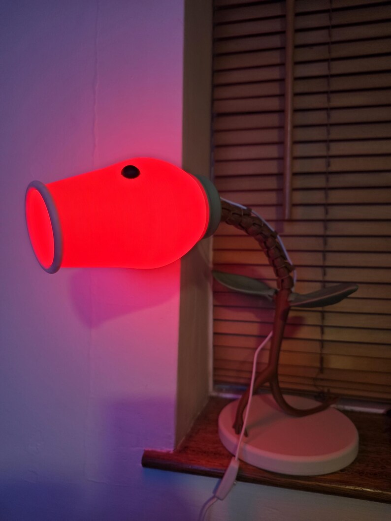 Bellsprout Articulated Lamp – Pokémon Inspired Desk Light – Poseable ...