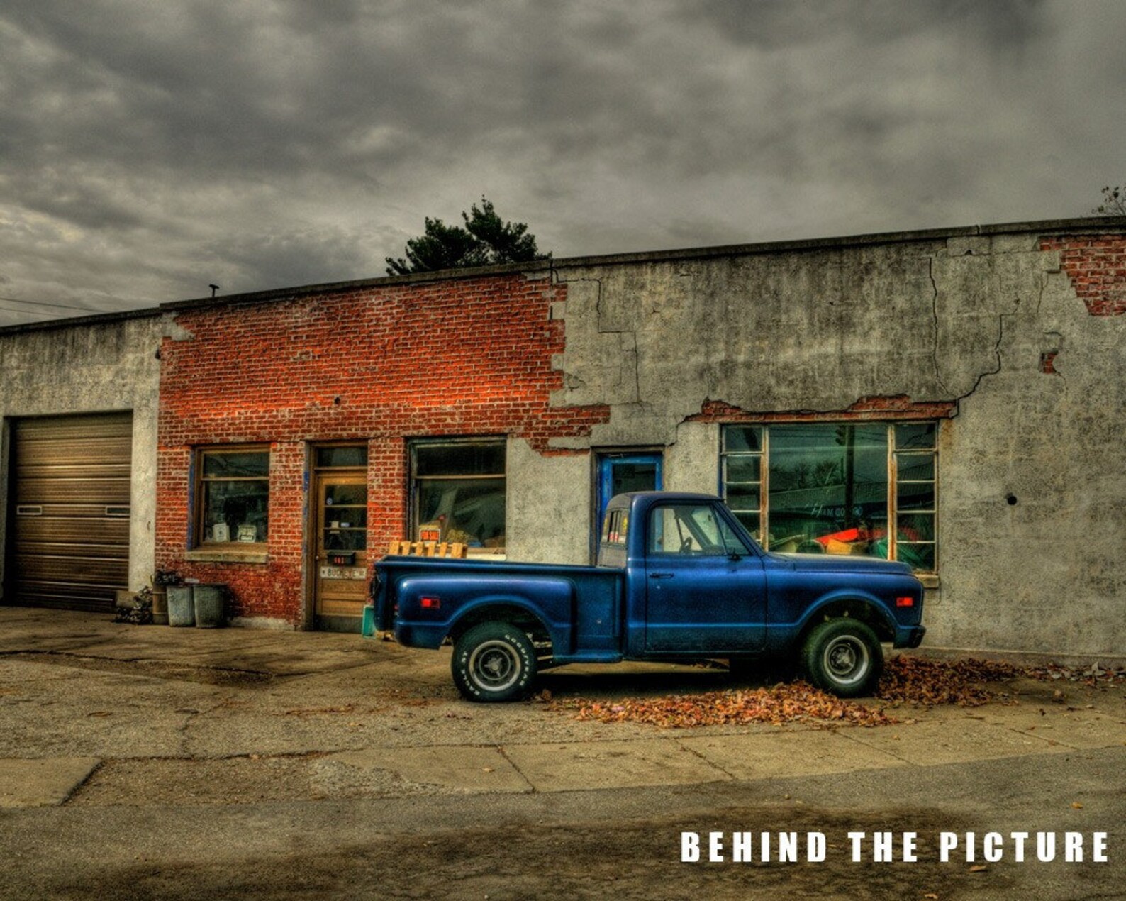 Osgood Indiana Photo - Fne Art Photo Print - Garage Photo - Wall Decor ...