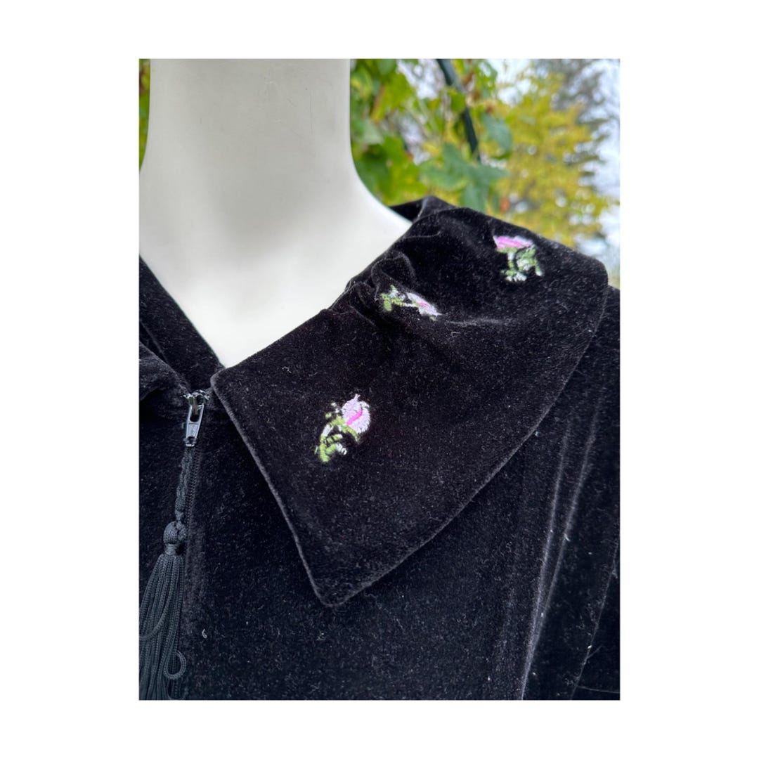 90s Y2K Vanity Fair Heavy Black Velvet Robe House Dress Pointed Flat ...