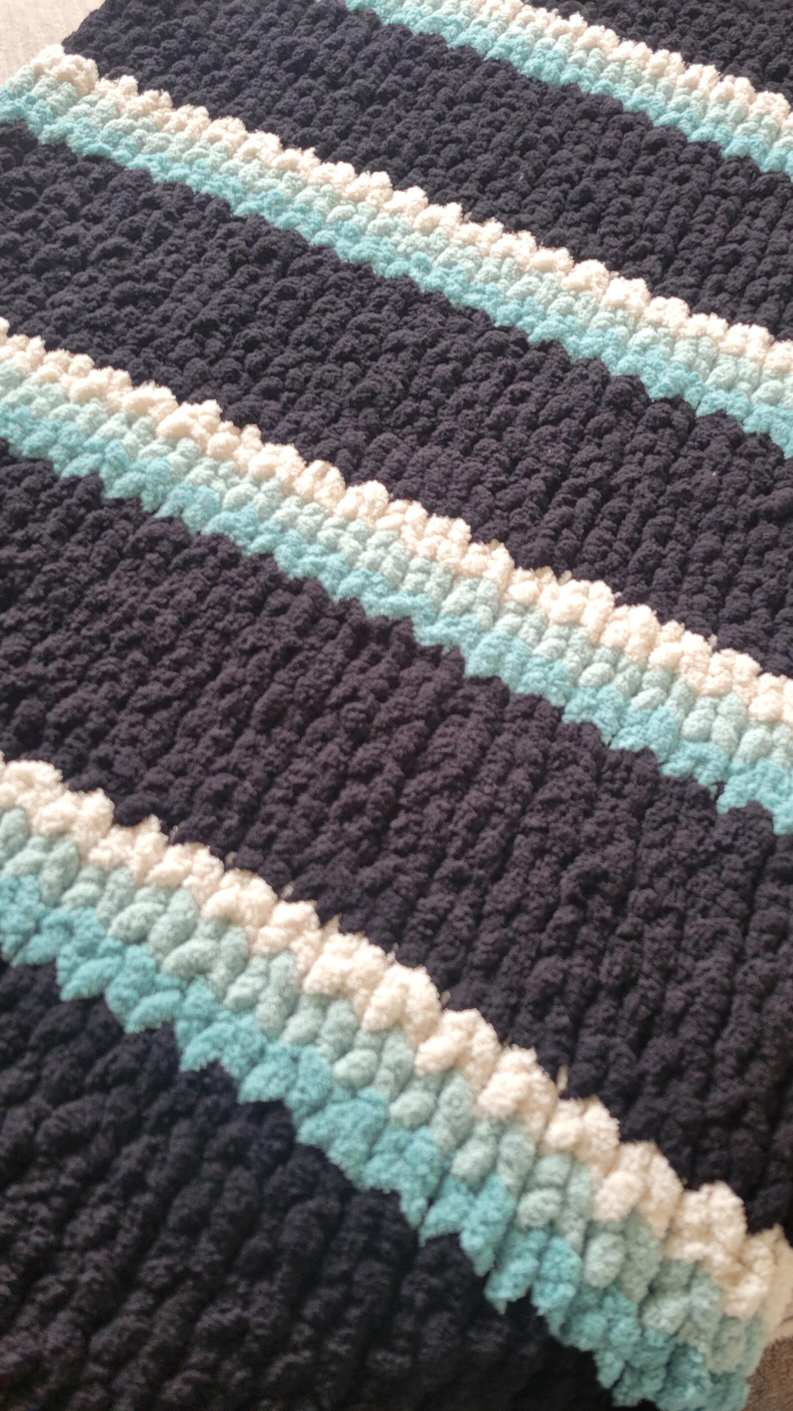 Black, Blue & Ivory Chunky Throw Blanket - Hand Crocheted - Extremely ...