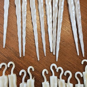 26 Vintage Plastic Icicles Christmas Tree Ornaments Christmas Decor Glow in the Dark - Etsy