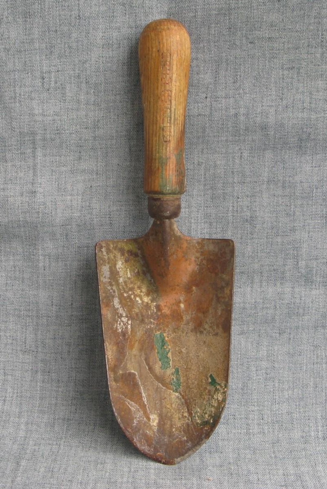 Vintage Shovel Garden Tool Spade Wood Handle Rustic Metal Hand Shovel ...