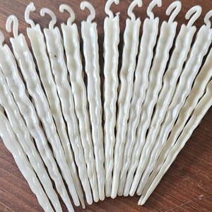 26 Vintage Plastic Icicles Christmas Tree Ornaments Christmas Decor Glow in the Dark - Etsy