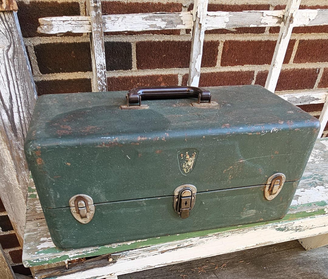 Vintage Metal Toolbox With Triple Metal Fold Out Trays Fishing Tackle ...