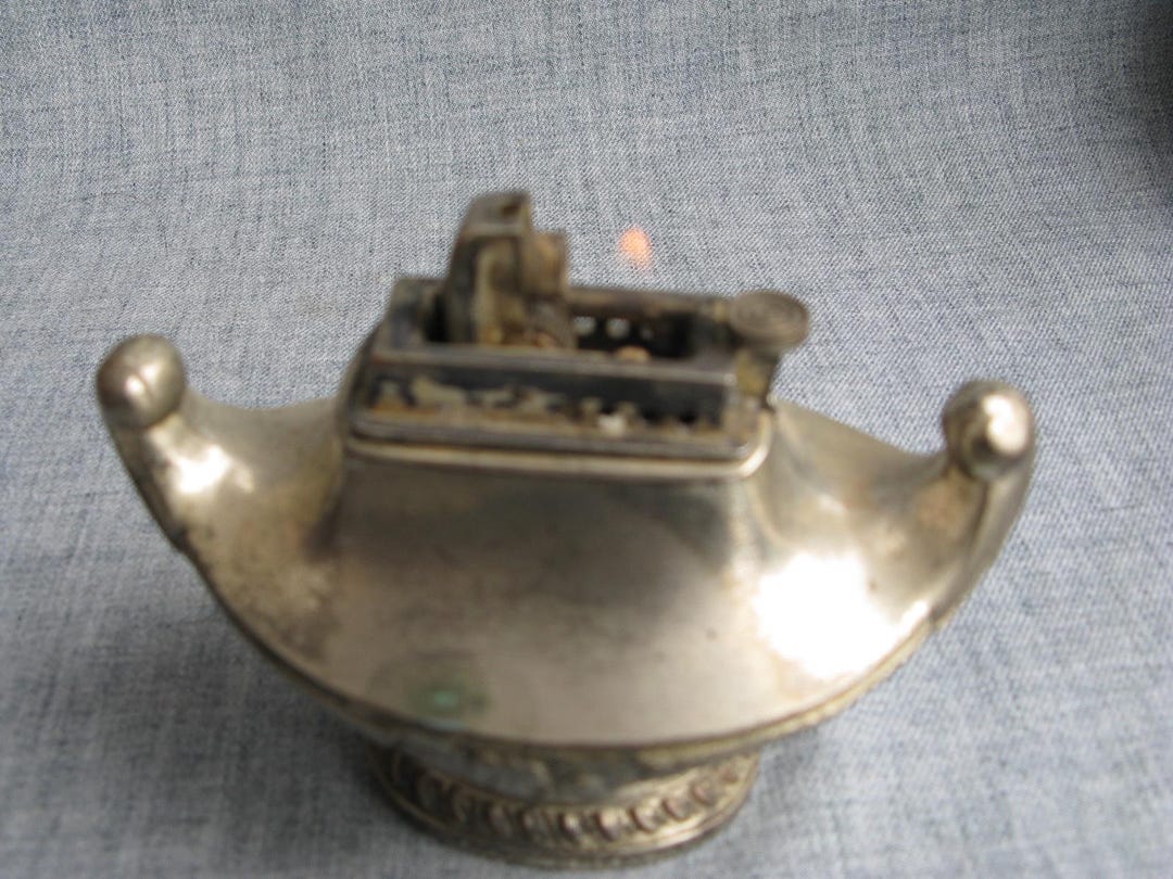 Vintage Lighter Aladdin Genie Table Lighter Occupied Japan Home Bar ...