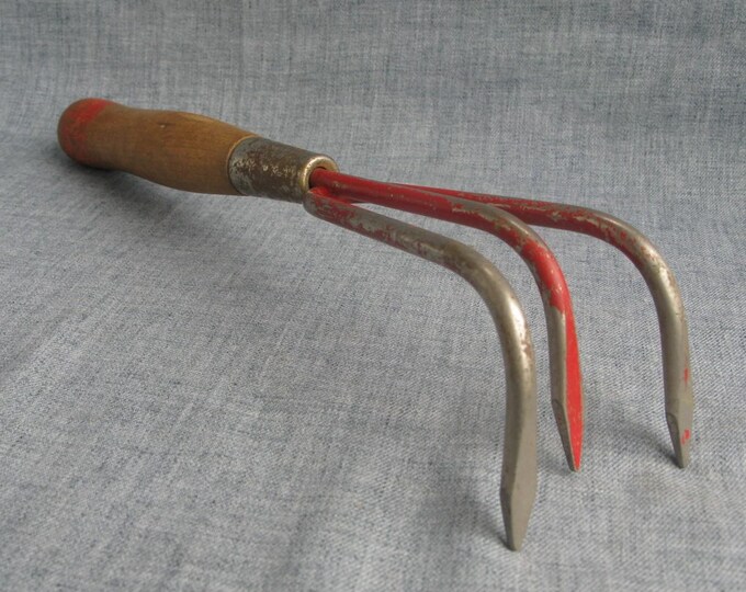 Vintage Garden Rake 3 Prong Cultivator Hand Tool Wood Handle Garden ...
