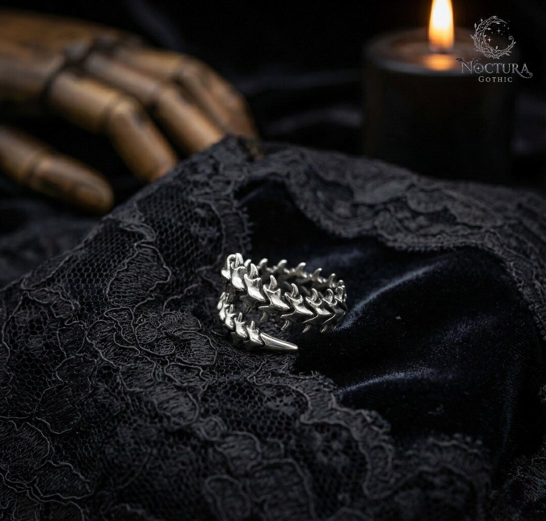 Spine Ring • Gothic Skeleton Ring for Men & Women • Adjustable Silver ...