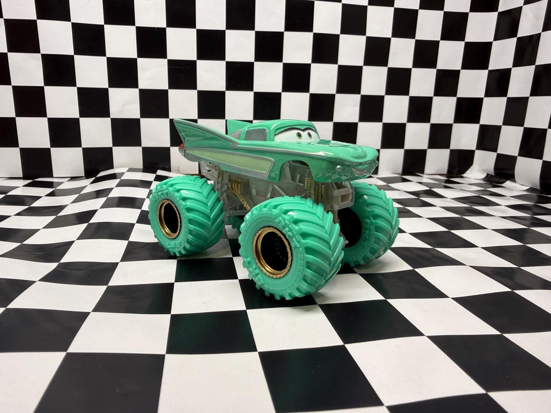 Monster Jam Custom Disney Pixar Cars Flo 1:64 - Etsy