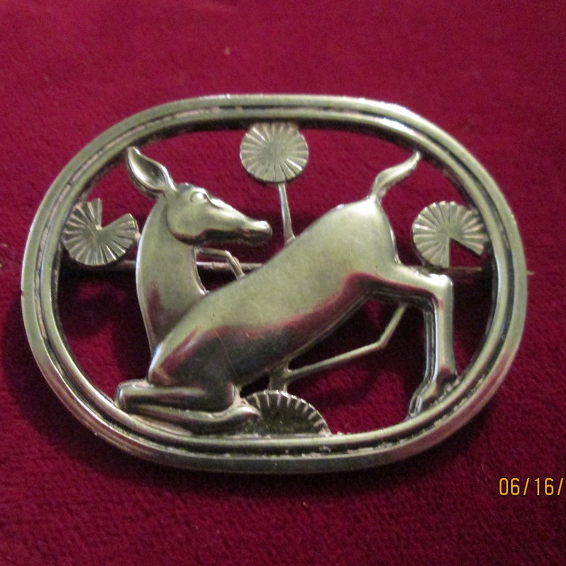 Deer Brooch - Etsy