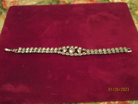 60s Rhinestone Bracelet Delicate Pretty - Gem