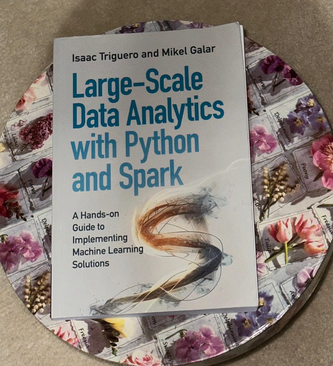 Large Scale Data Analytics Text Book - Etsy