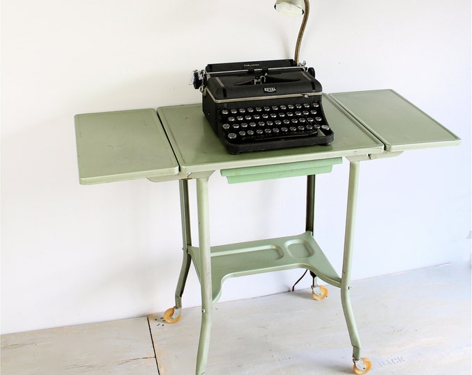 Vintage Typewriter Table W/ Light - Etsy