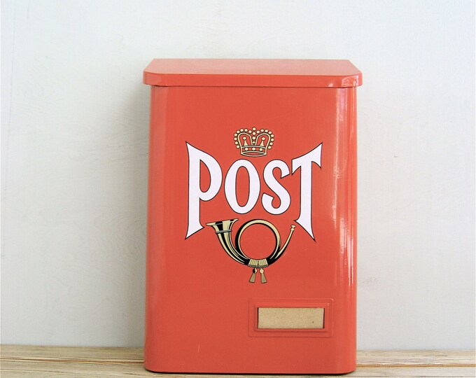 Vintage Metal Mailbox - Etsy