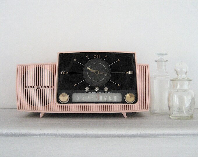 R E S E R V E D. Vintage Pink Radio - Etsy