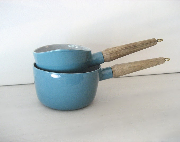 Vintage Enamel Cast Iron Turquoise Pot/pan Set - Etsy