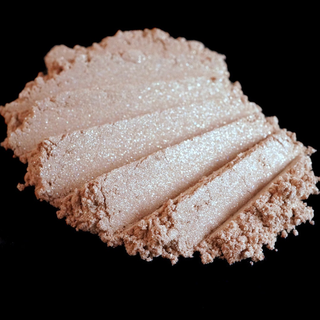 Champagne Highlighter "somewhere That’s Greene"– Sheer Ivory Beige ...