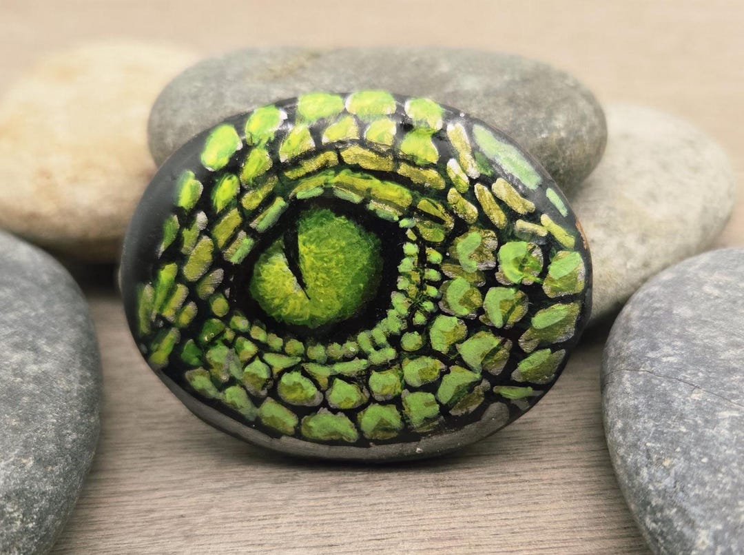 Dragon Eye Lizard Eye Hand-painted Rock, Unique Garden Decorr (2 X 2.5 ...
