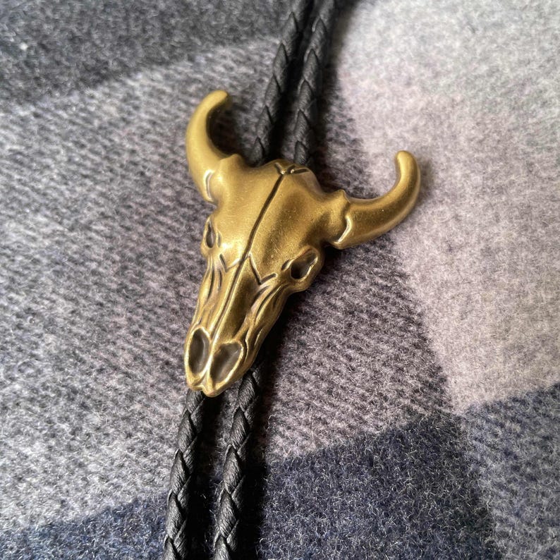 Vintage Bronze Bull Skull Bolo Tie – Western Cowboy Necktie - Etsy