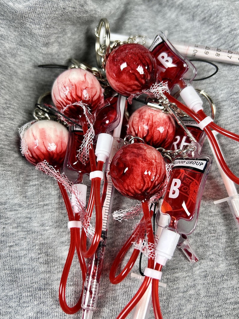 Handmade Resin Eyeball Keychain – Horror Blood Bag and Syringe Keyring ...