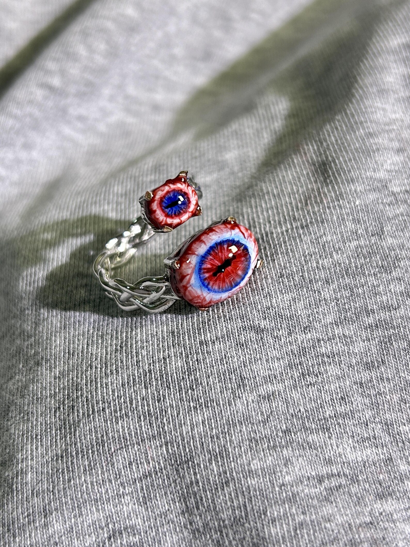 Handmade Gothic Double Eyeball Ring, Adjustable Resin Horror Jewelry ...