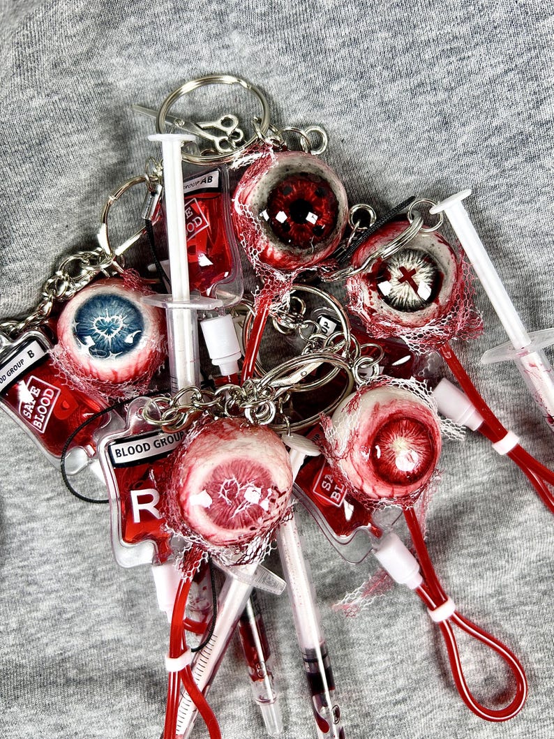 Handmade Resin Eyeball Keychain – Horror Blood Bag and Syringe Keyring ...
