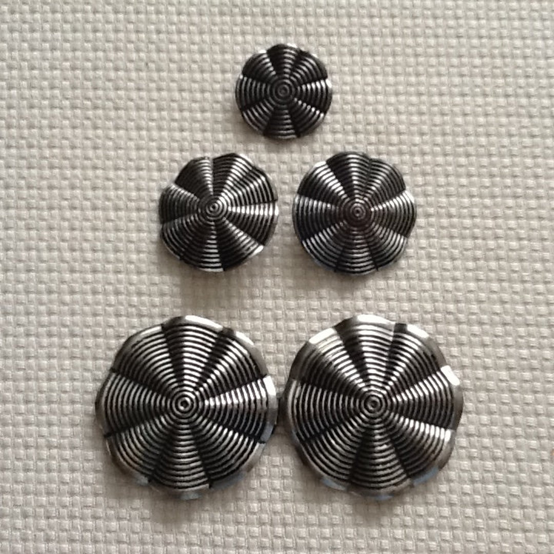 Three Vintage Metal Fluted BUTTONS and Two Matching INTERLOCK BUCKLE ...