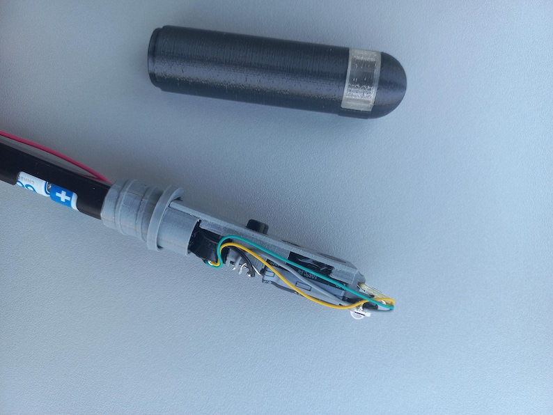 Functional Sci-fi Prop With Flash & Sound - Inspired by Neuralyzer From ...