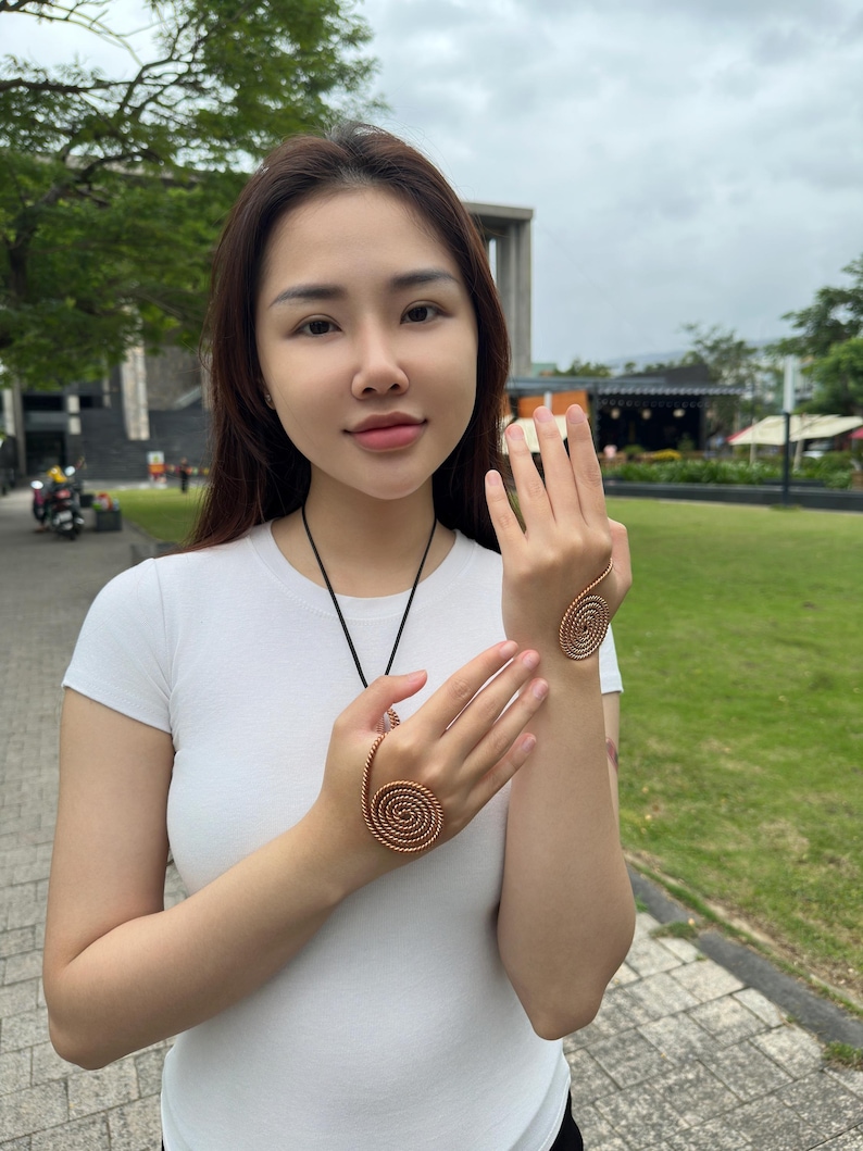 Pure Copper Spiral Hand Ring Set – Handmade Energy Jewelry for ...