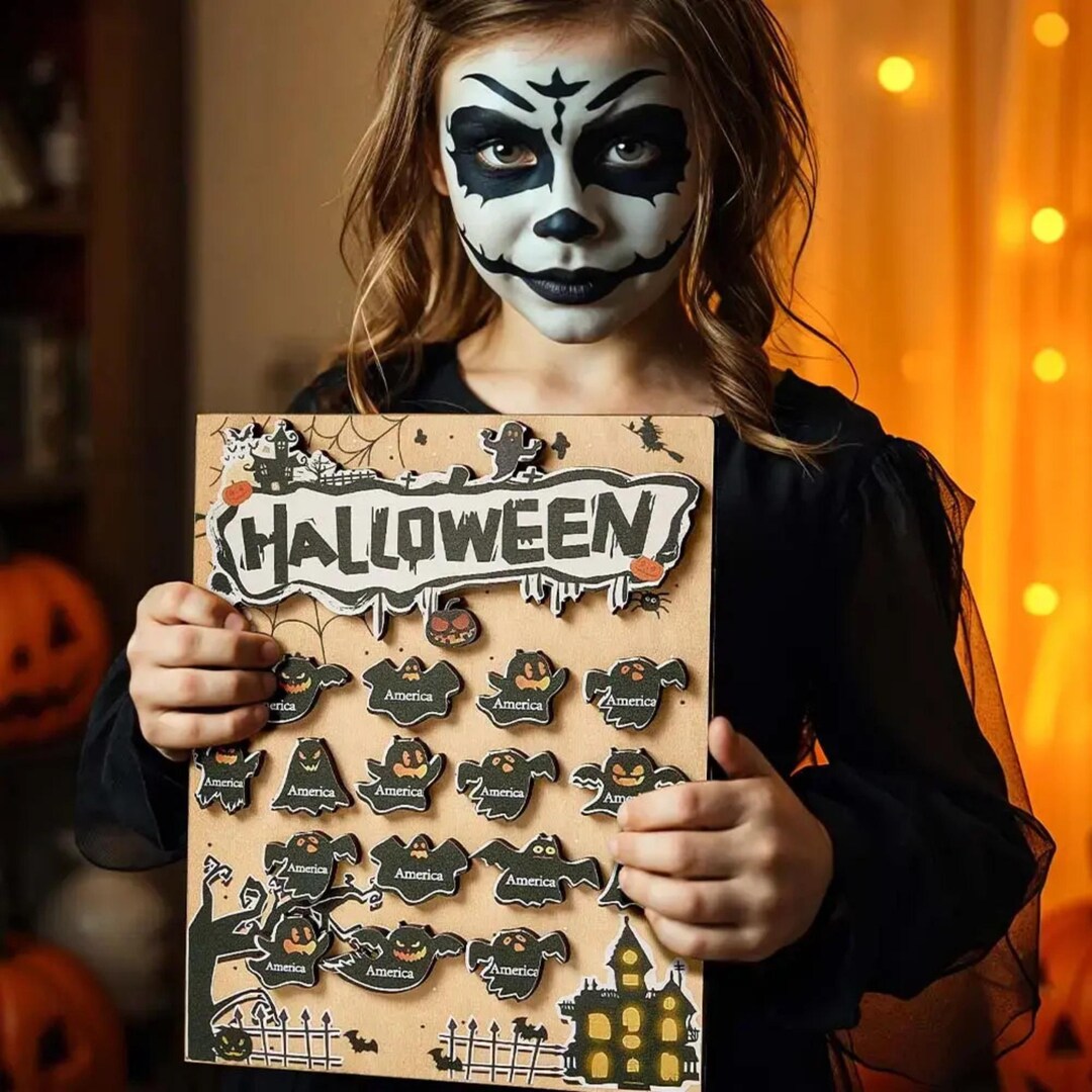 Custom Ghost Wooden Halloween Plaque – Personalized Name Ornament ...