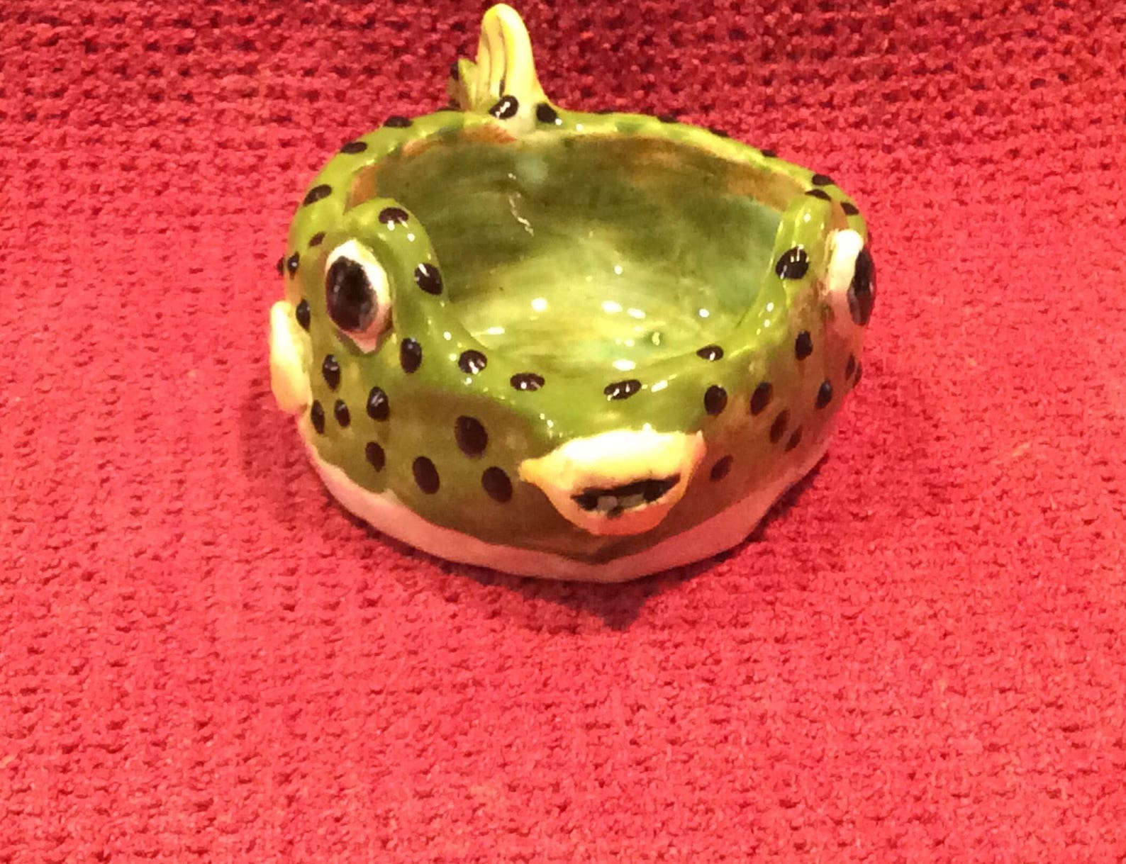 Puffer fish bowlhandmade in US from a lump of clay | Etsy