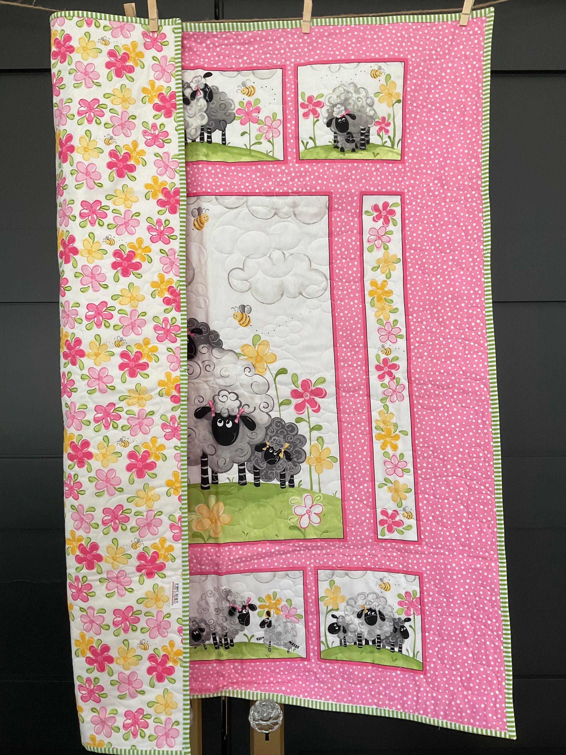 Pretty in Pink Counting Sheep Susybee Panel Quilt Crib Bedding, Newborn ...