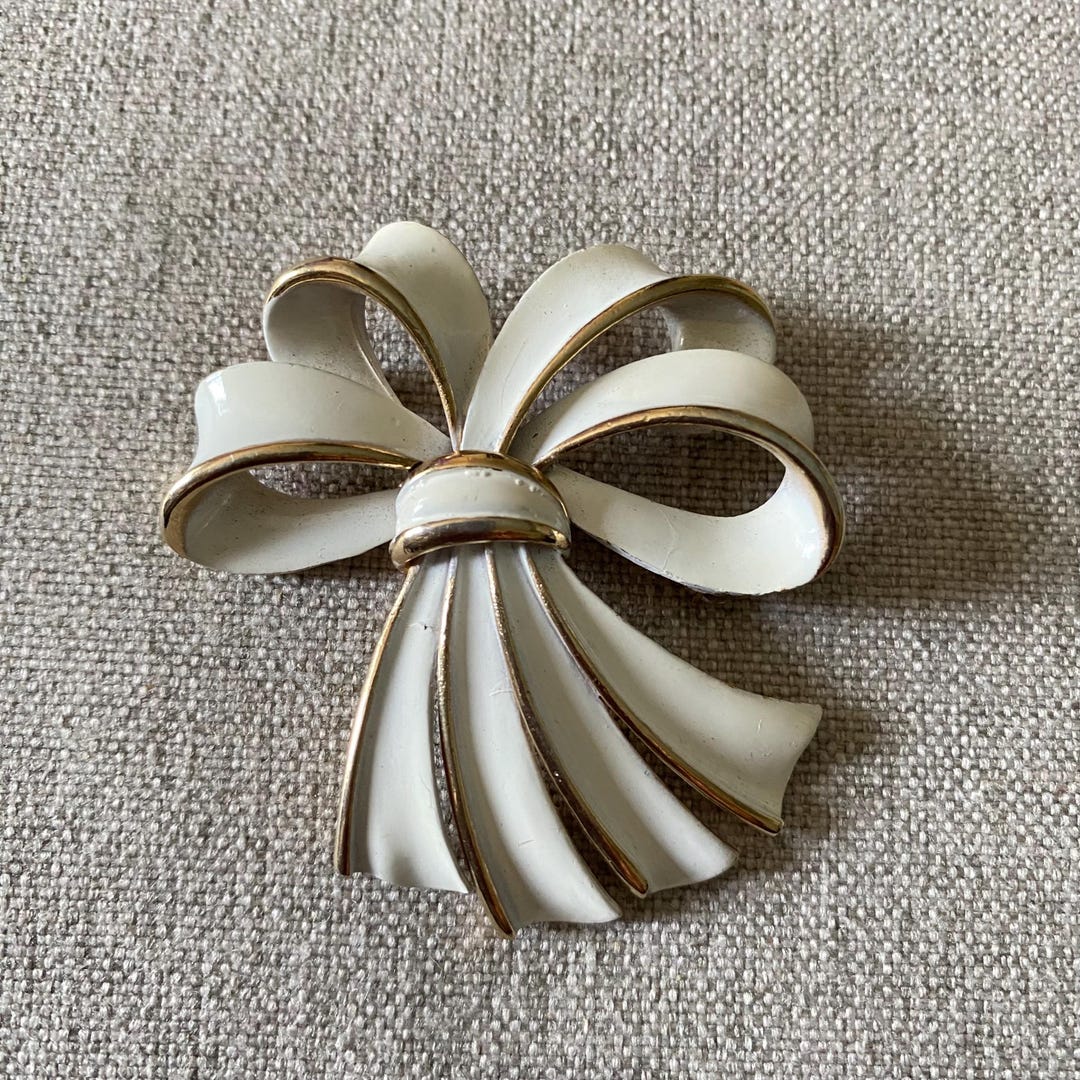 Vintage MONET Bow Brooch: White Enamel & Gold Tone, 1960s - Etsy