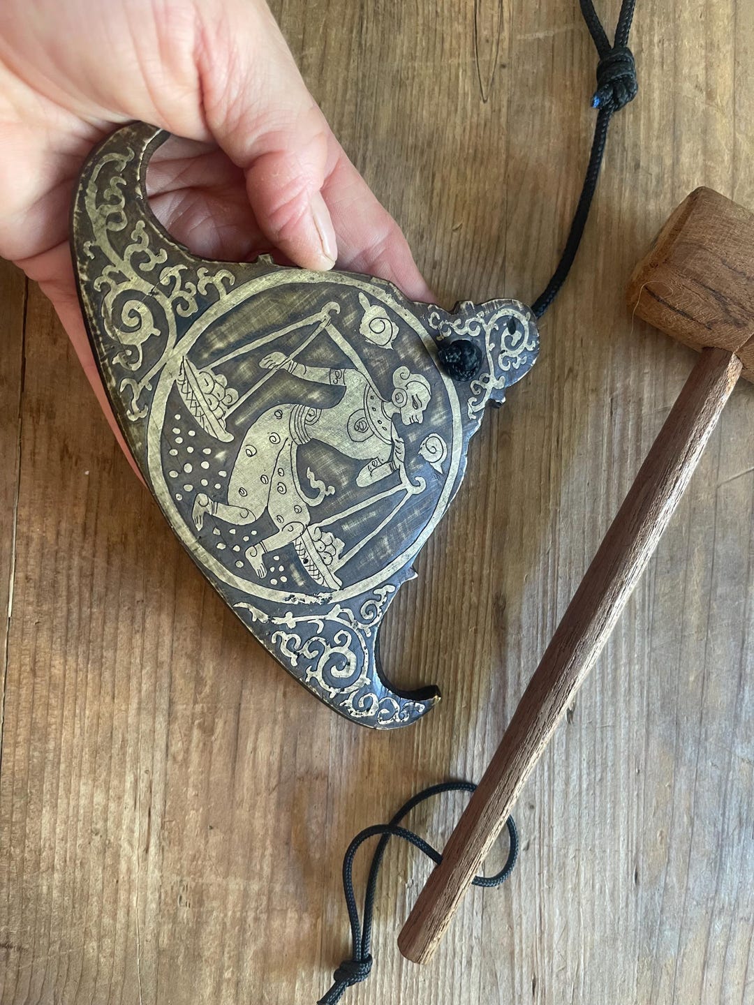 Bronze Spinning Gong: Handheld Percussion With Mallet - Etsy