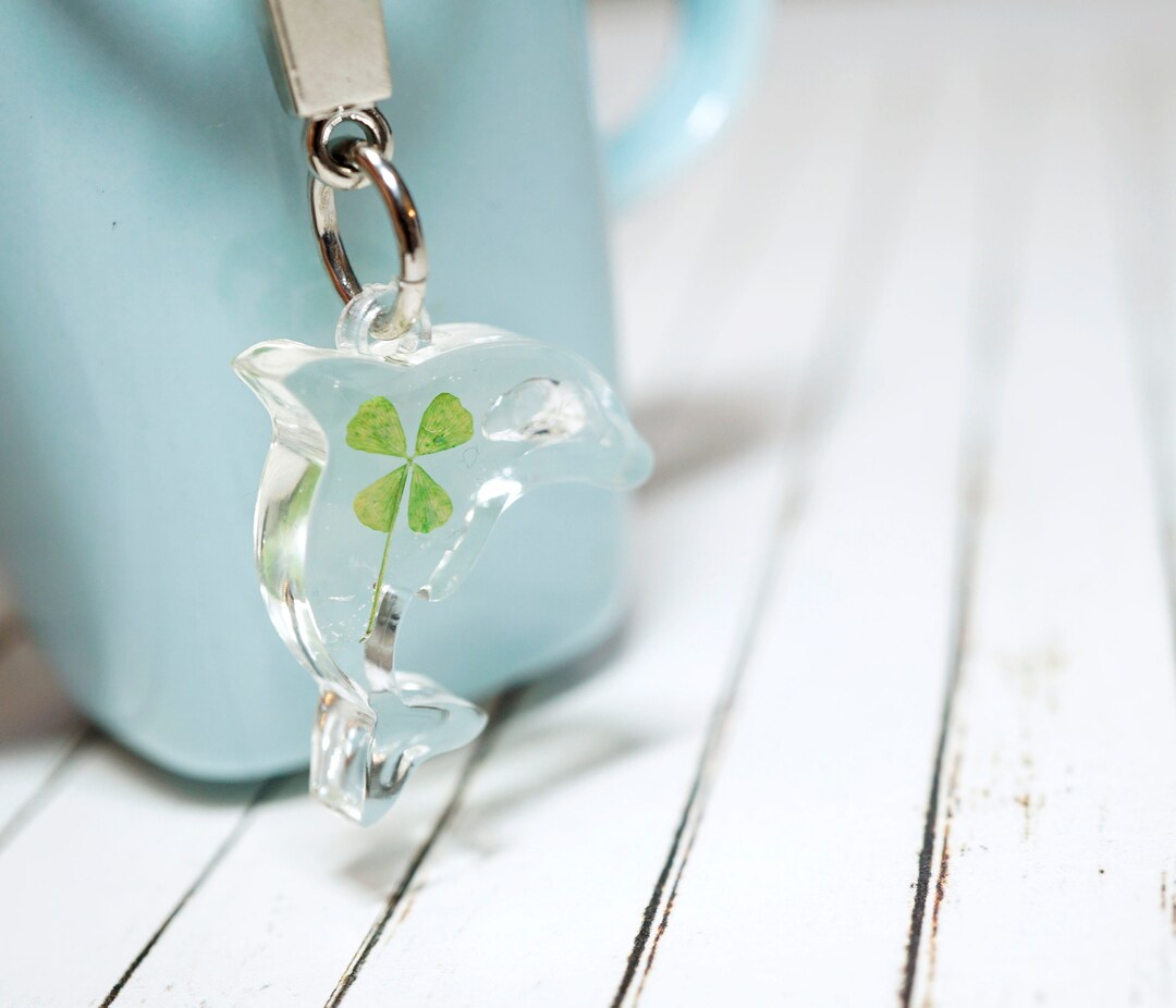 2 of Set Mini Dolphin Four Leaf Clover Clear Resin Key Chain Set / Cute ...