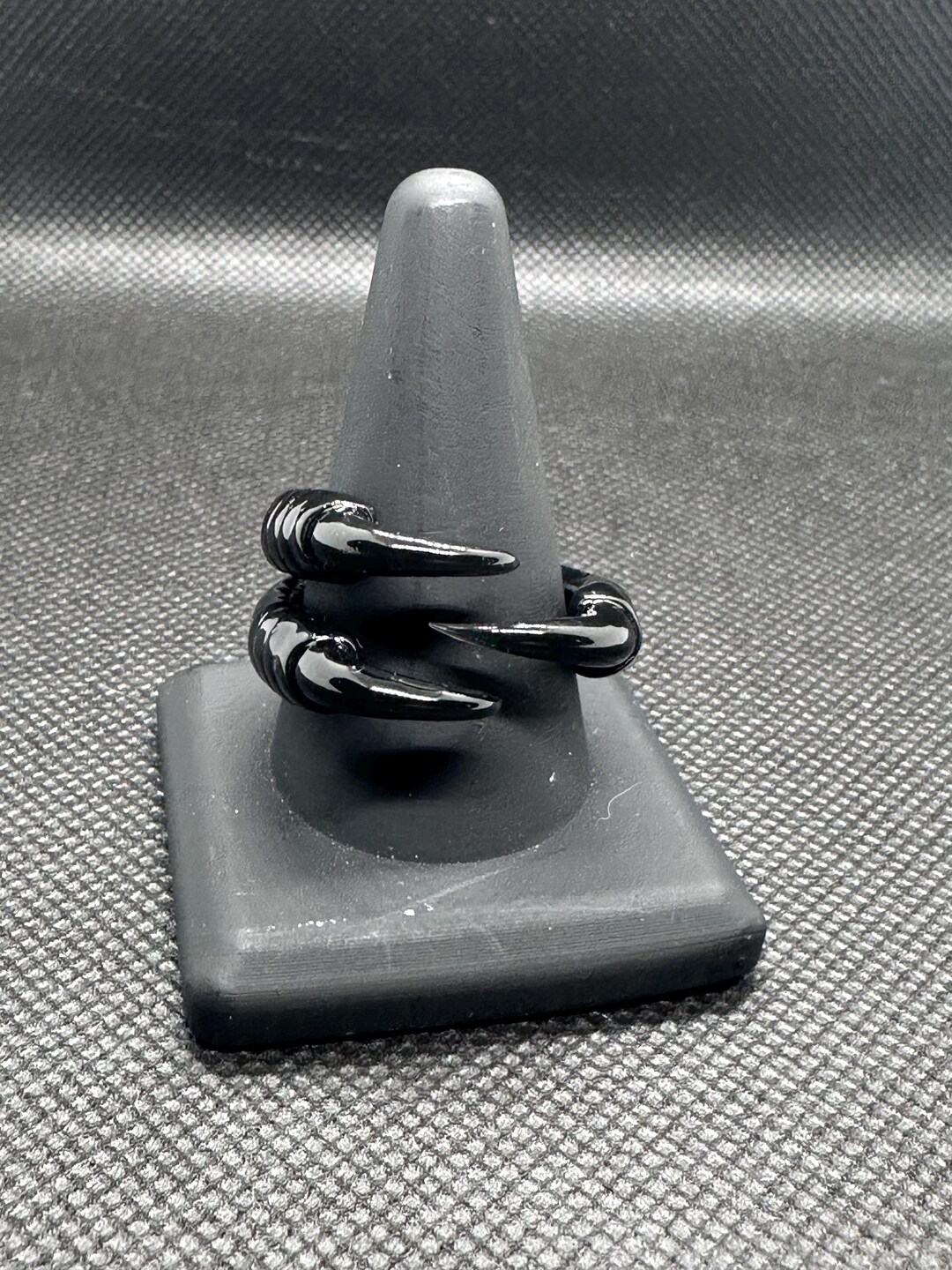 3D Printed and Painted Talon Claw Ring With Durable Laquer Finish - Etsy