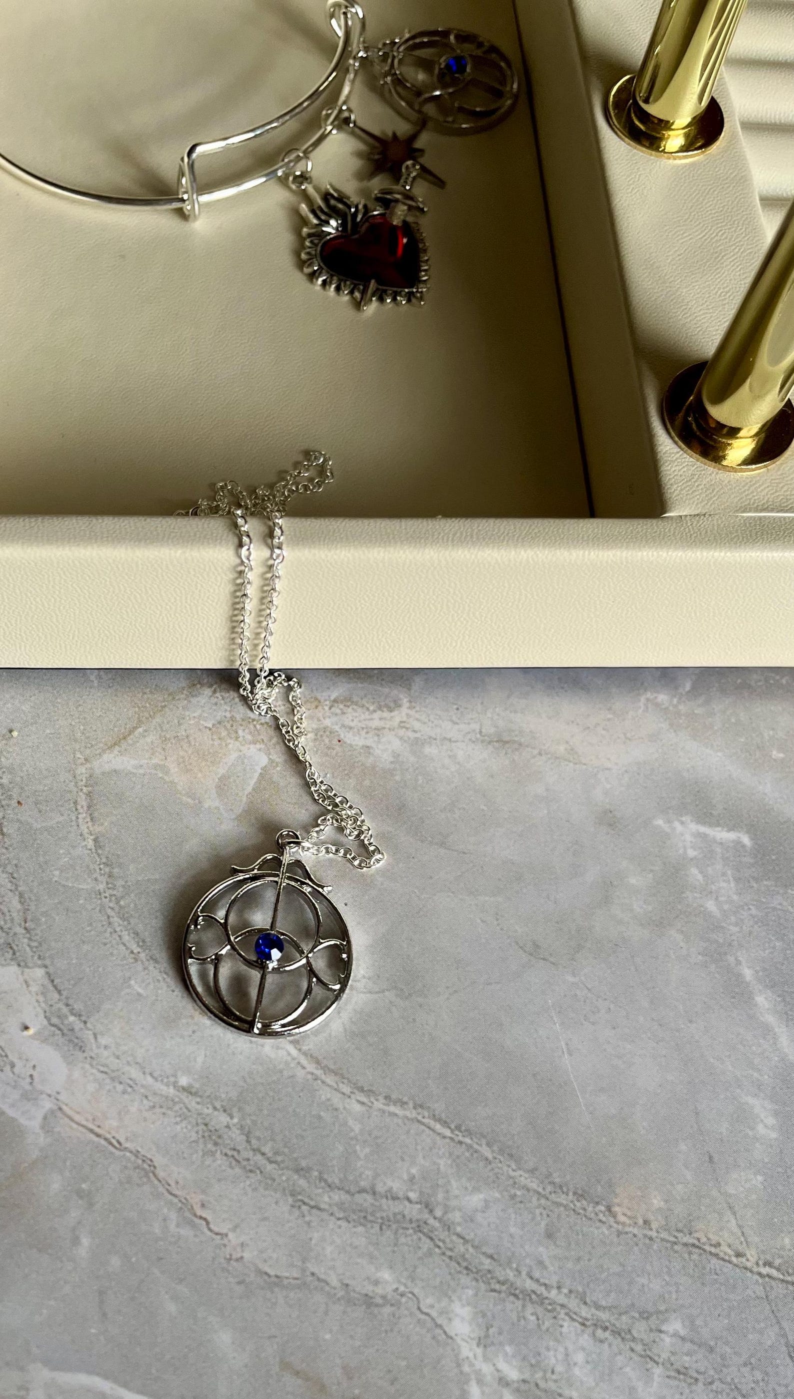 Eye of Elena Necklace, Throne of Glass Inspired Book Jewelry - Etsy