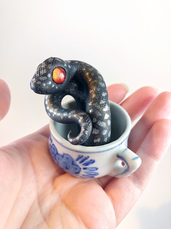 Holo teacup Snake sculpture | Etsy