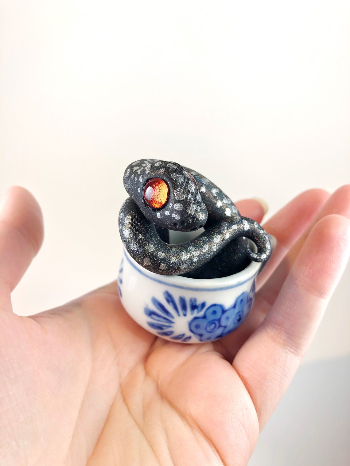 Holo teacup Snake sculpture | Etsy