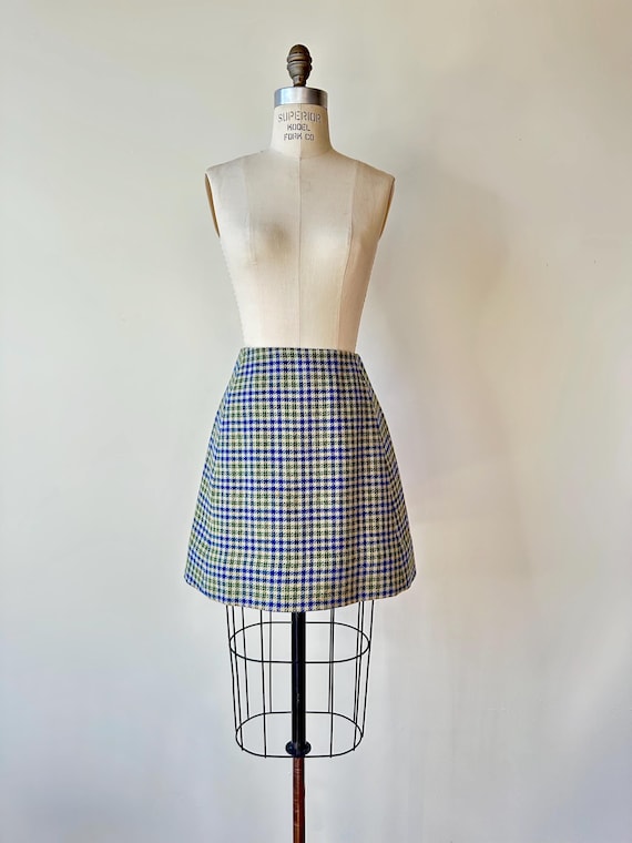 Vintage 1960s Wool Mini Skirt | 25” Waist - Gem