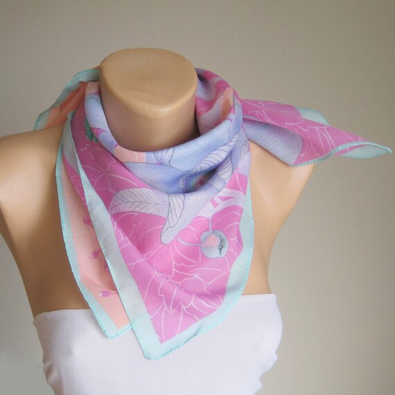 Vintage flower shawl pastel color, blue rose lightwei… - Gem