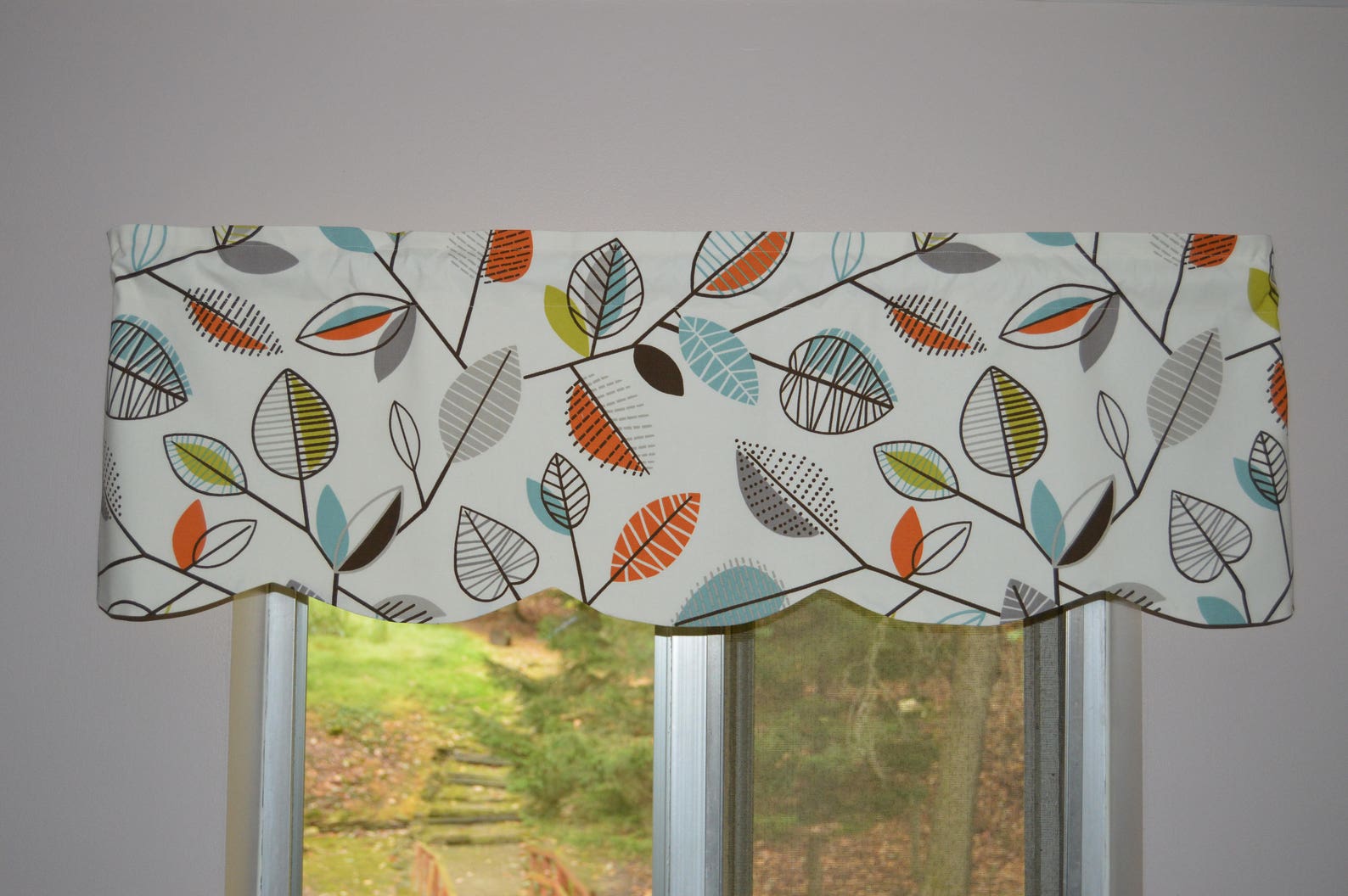 Leaf Valance . Scalloped Covington Carson . Kitchen Curtains . - Etsy